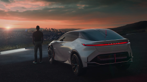 RZ: Direct4 – Descubra Lexus